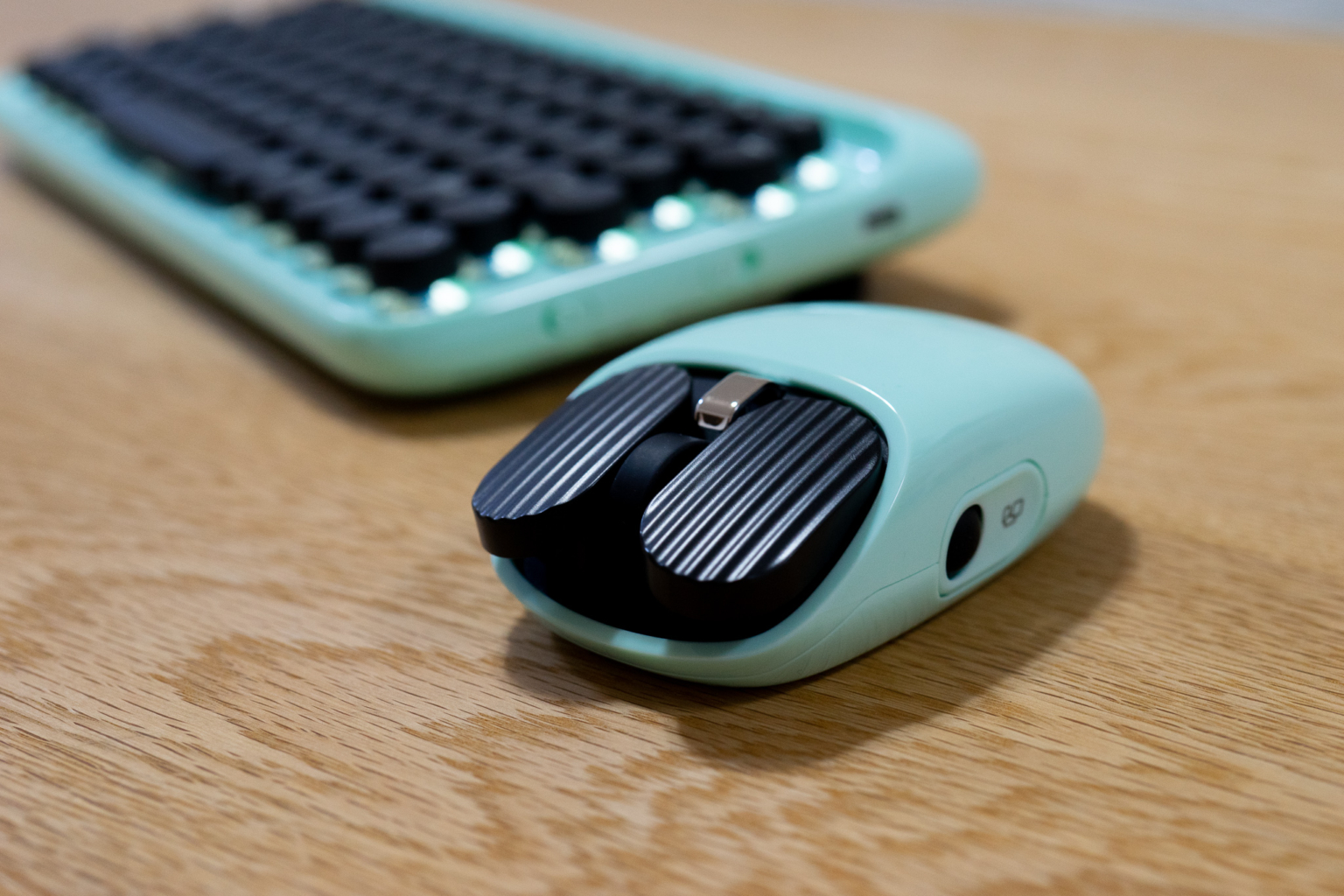 Lofree MAUS レビュー／ユニークな形状のBluetoothマウス、Macでのジェスチャーコントロールが便利！ | MAKKYON WEB