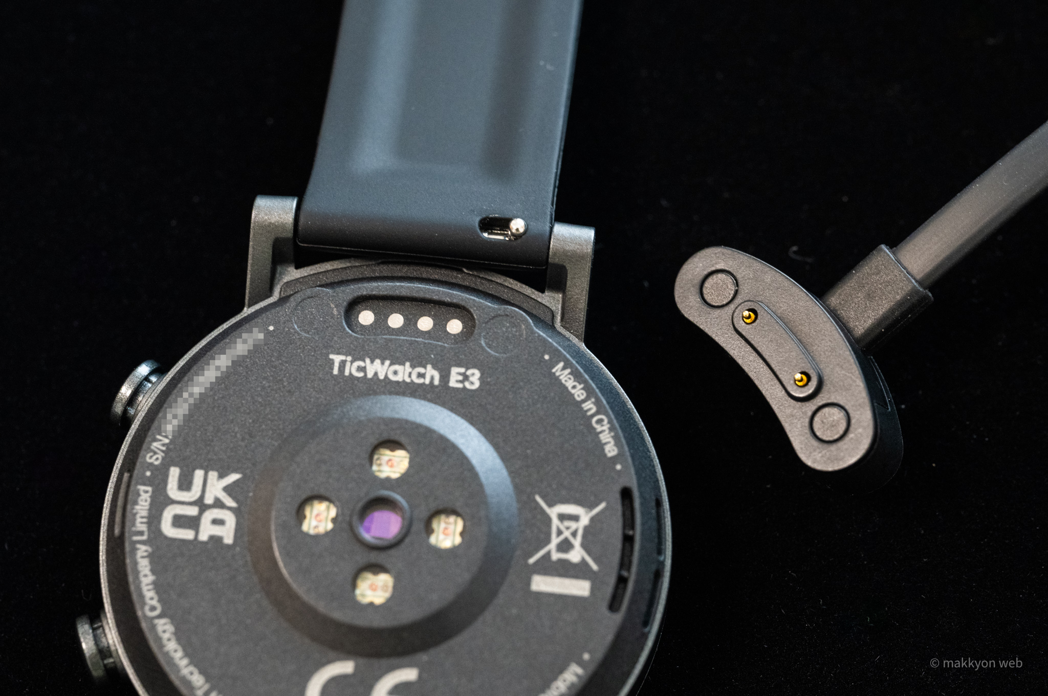 Wear OS by Google搭載のスマートウォッチはiPhoneでも使える？／Mobvoi TicWatch E3 レビュー | MAKKYON WEB