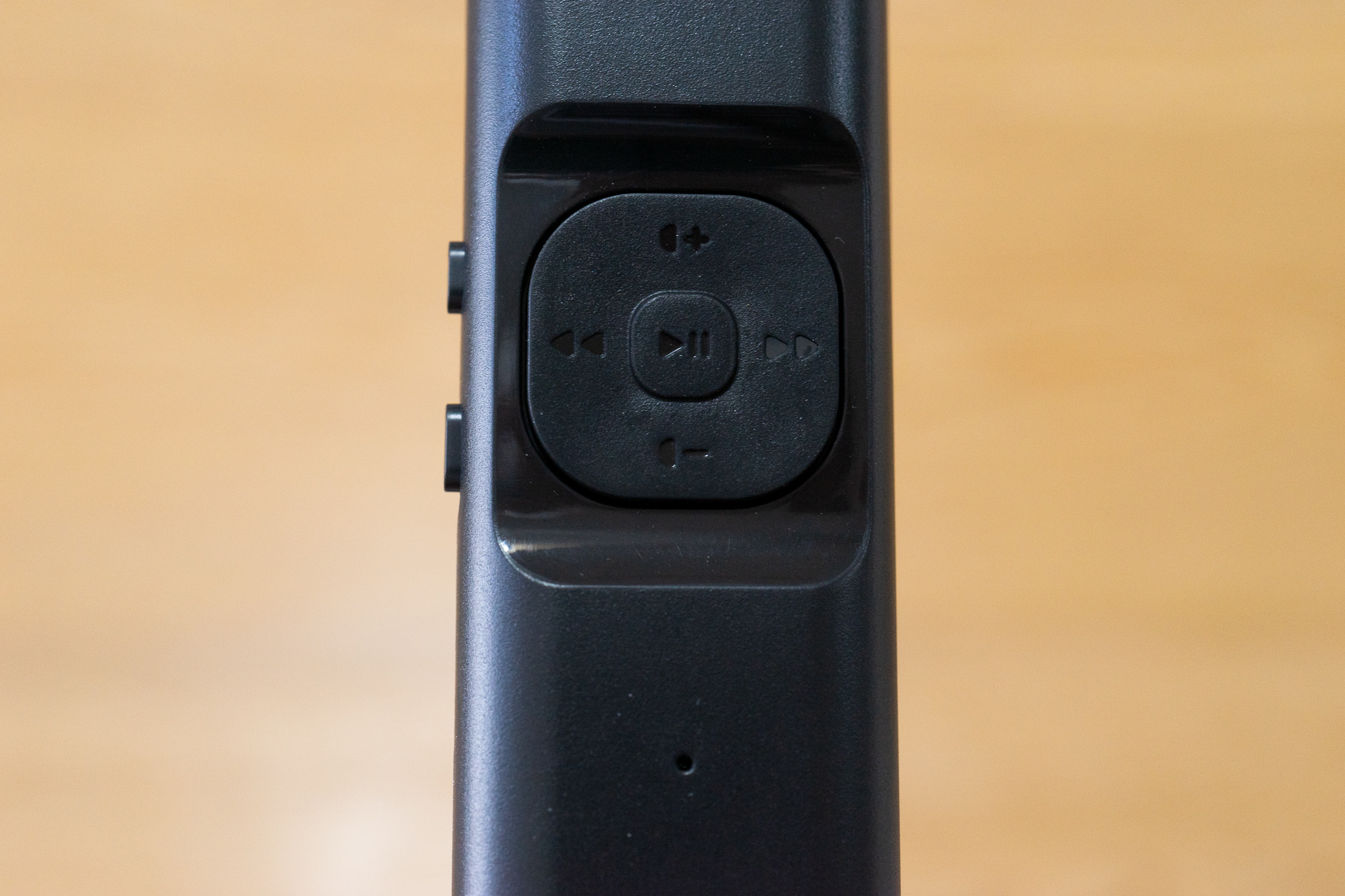 DMM VR動画専用！エレコムのiPhone用Bluetoothリモコン JC-VRR04BKをレビュー！ | MAKKYON WEB