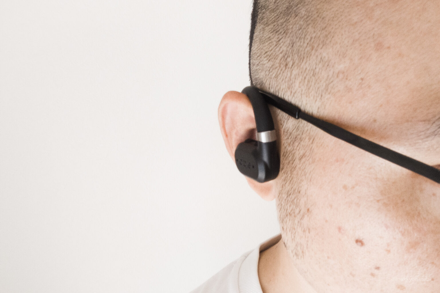 喧騒の中にパーソナルスペースを作り出す？？テレワークに最適な、驚異のワイヤレスヘッドセットable plusをレビュー | MAKKYON WEB