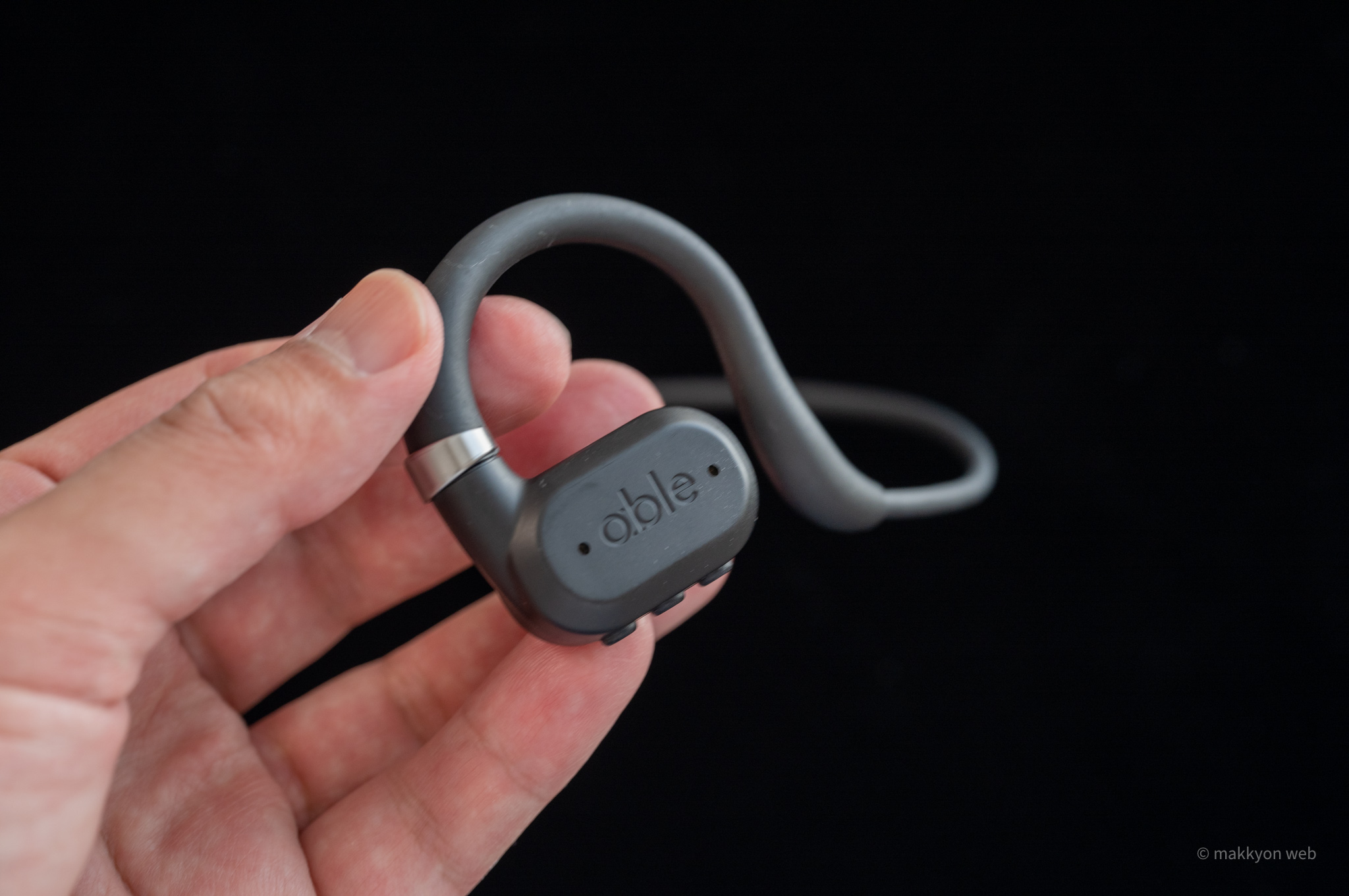 喧騒の中にパーソナルスペースを作り出す？？テレワークに最適な、驚異のワイヤレスヘッドセットable plusをレビュー | MAKKYON WEB