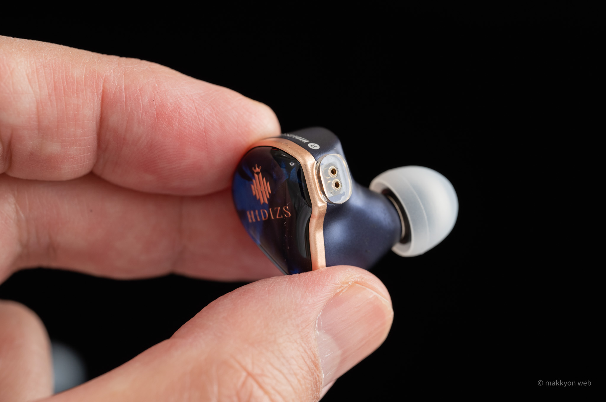Hidizs MD4 インイヤーモニターイヤホンレビュー／宝石のような美しさ！バランスドアーマチュアドライバー4基搭載の高音質イヤホン！ | MAKKYON WEB