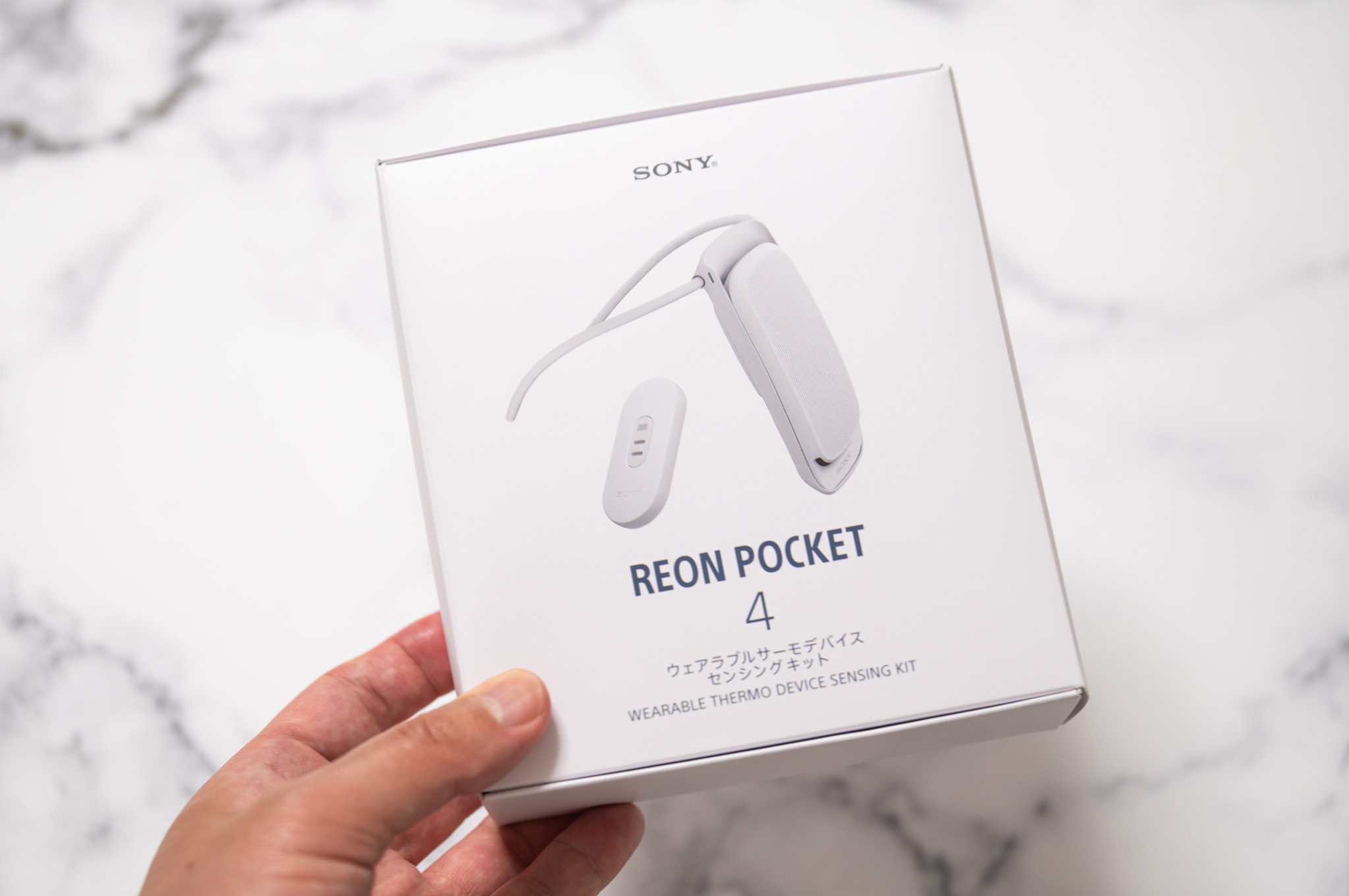 SONY REON POCKET 4・真夏のレビュー／地獄の酷暑を急速冷却する“着るエアコン”ウェアラブルサーモデバイスは外付けセンサーで大進化！ | MAKKYON WEB