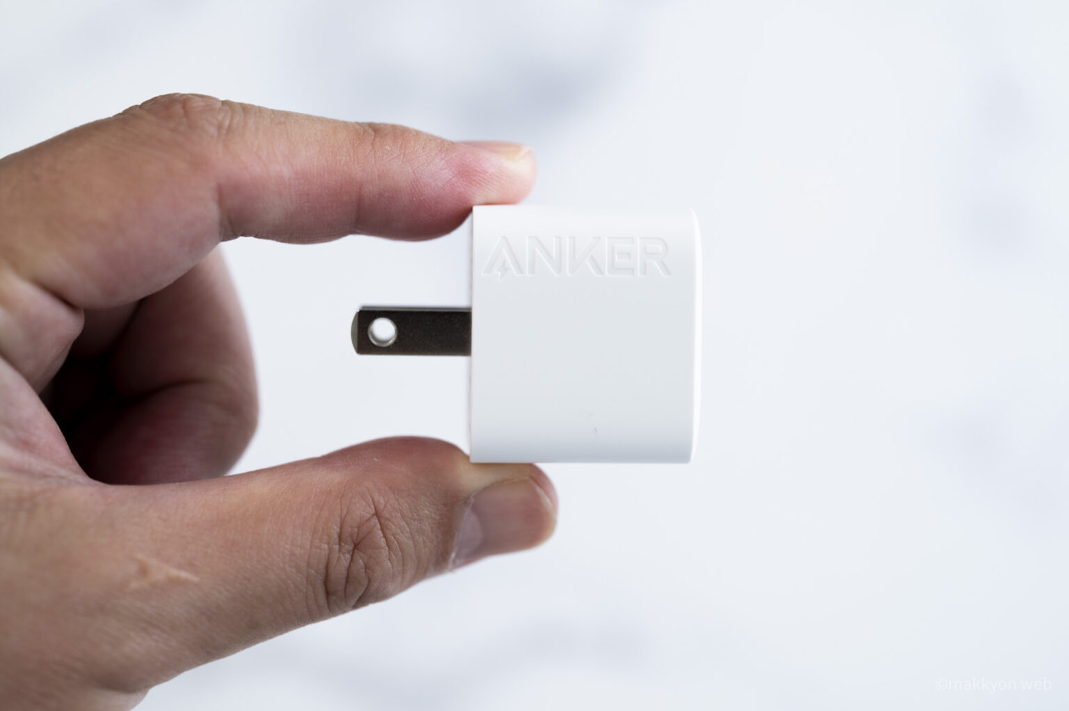 片耳タイプのワイヤレスヘッドセットで、USBアダプタ＆充電スタンド付き！／AnkerWork H300 Mono Headset ...