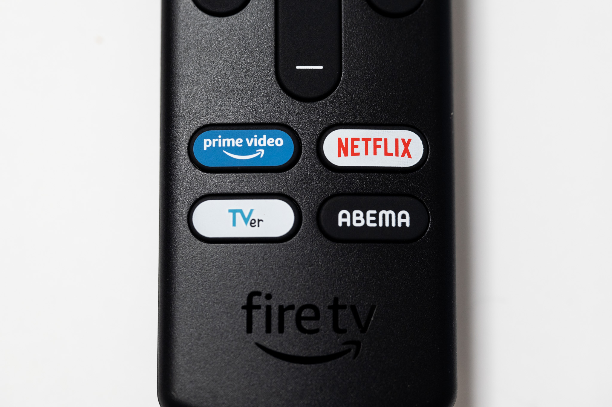Fire TV Stick 4K Max／リモコンでAbemaやTVerを即起動！選ぶ条件はVOD専用ボタン！ユーザーニーズに沿ったリモコンを選ぶ | MAKKYON WEB