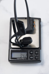 Shokz OpenComm2 UC レビュー／ベストセラーの骨伝導ヘッドセットがさらに進化、Bluetoothアダプター付属で安定通話 ...