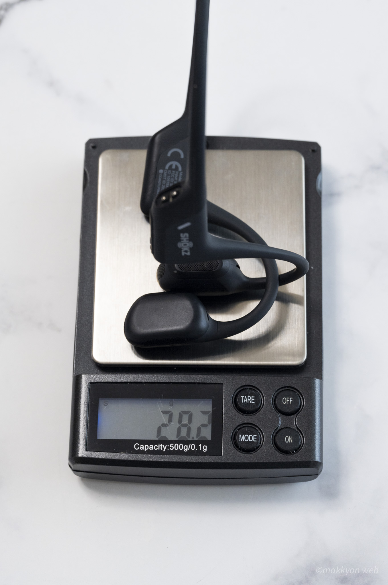 Shokz OpenComm2 UC レビュー／ベストセラーの骨伝導ヘッドセットがさらに進化、Bluetoothアダプター付属で安定通話 ...