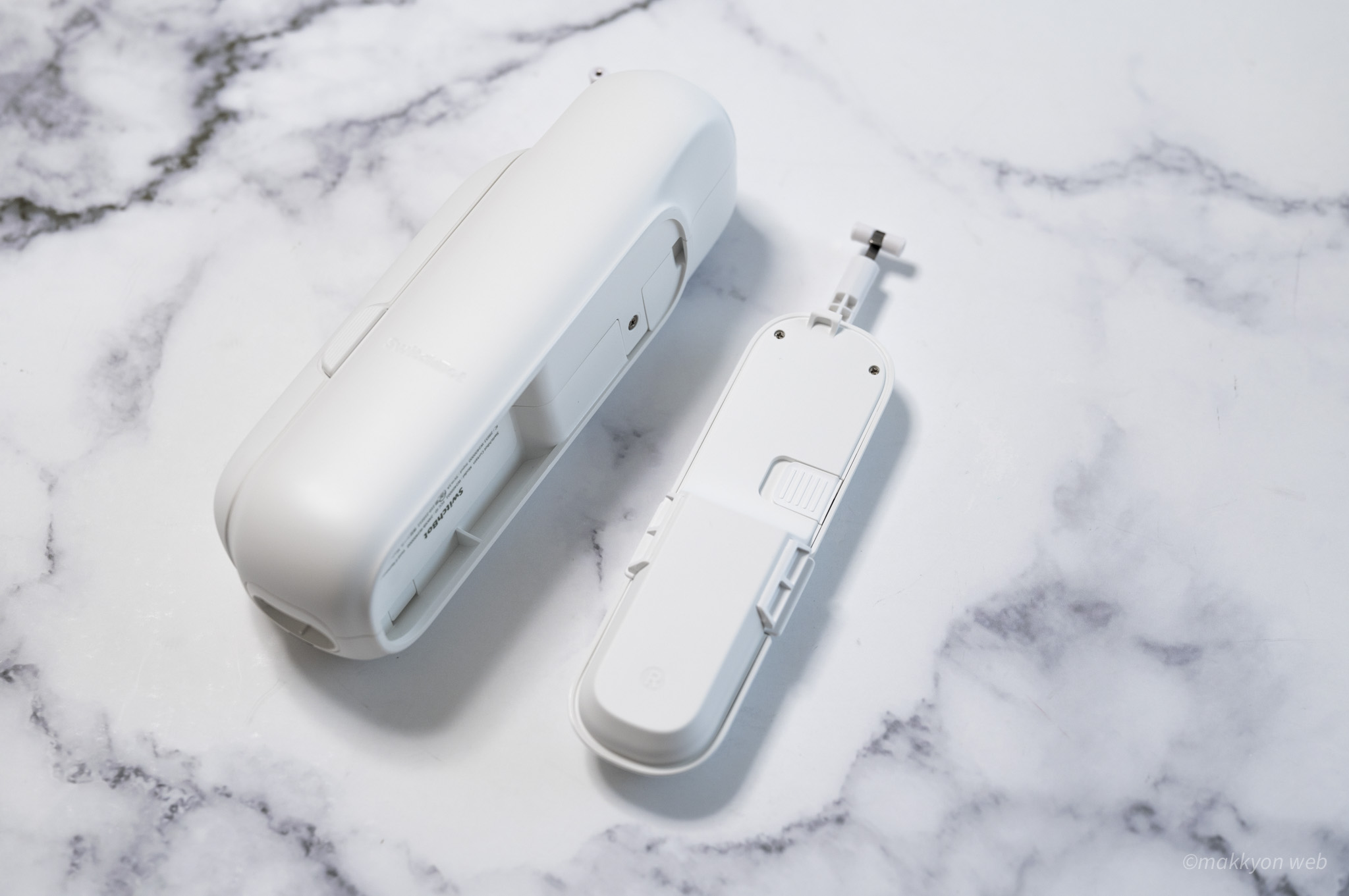 スマートカーテンなのにほぼ無音？SwitchBot カーテン 第3世代に買い替えてみました、設置方法まで完全解説！快適な目覚めならこれです | MAKKYON WEB