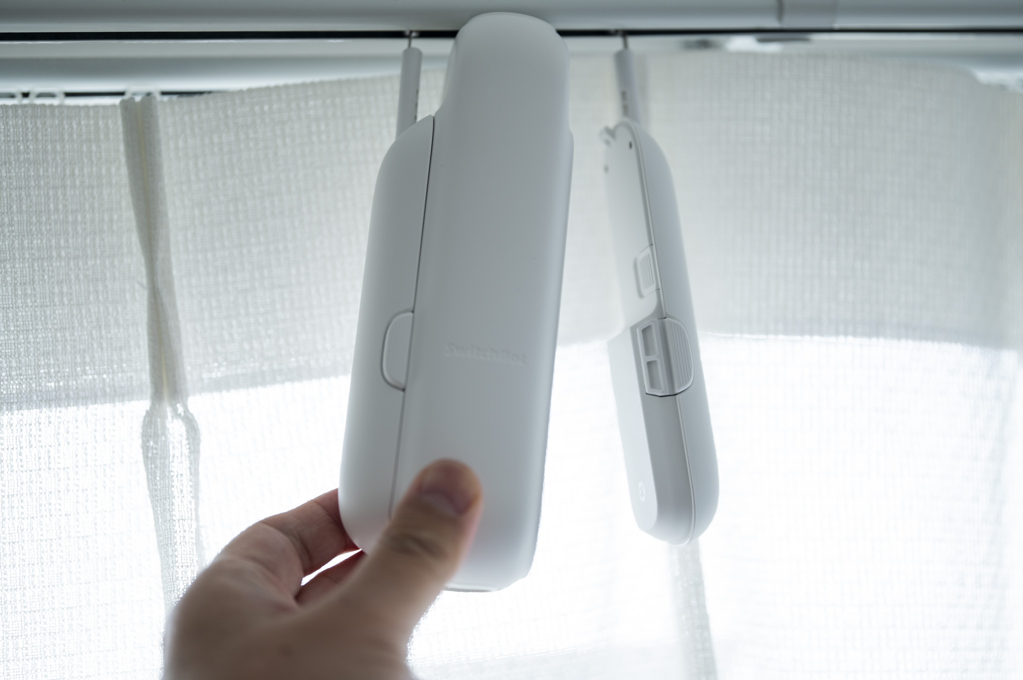 スマートカーテンなのにほぼ無音？SwitchBot カーテン 第3世代に買い替えてみました、設置方法まで完全解説！快適な目覚めならこれです | MAKKYON WEB