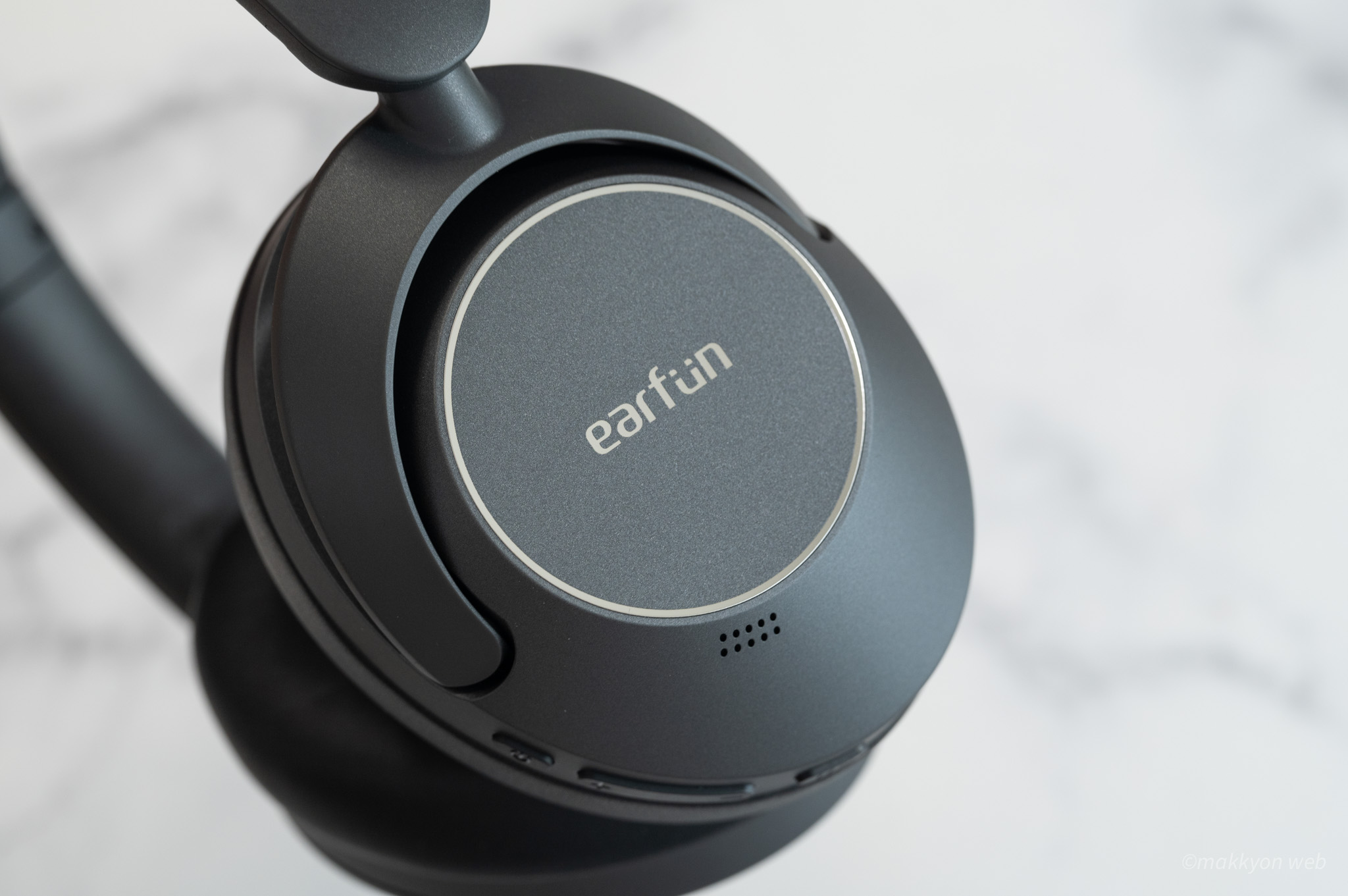 ノイキャン付きで1万円以下！はじめてのワイヤレスヘッドホンにオススメ！軽量・高音質なEarFun Wave Pro レビュー（PR記事） | MAKKYON WEB