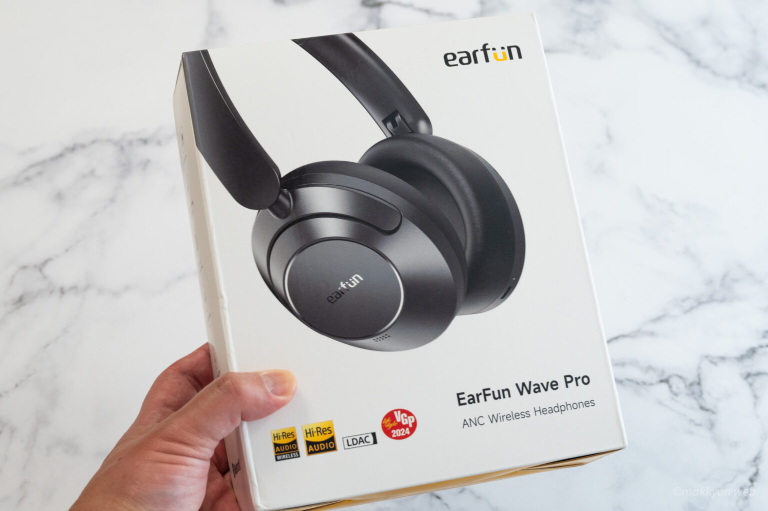 ノイキャン付きで1万円以下！はじめてのワイヤレスヘッドホンにオススメ！軽量・高音質なEarFun Wave Pro レビュー（PR記事） | MAKKYON WEB